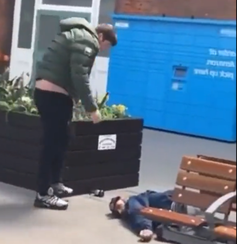 Teen Shocks Crowd with WWE-UFC Move Combo to Win Street Fight ...