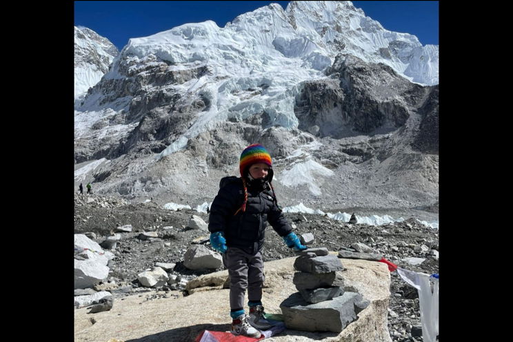 VIDEO: 33-Year-Old French Athlete and YouTuber Amazes Instagram Users ...