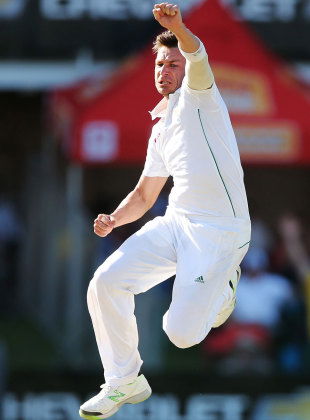 Dale Steyn Picks Up Heel Injury, Likely Out of Series - EssentiallySports