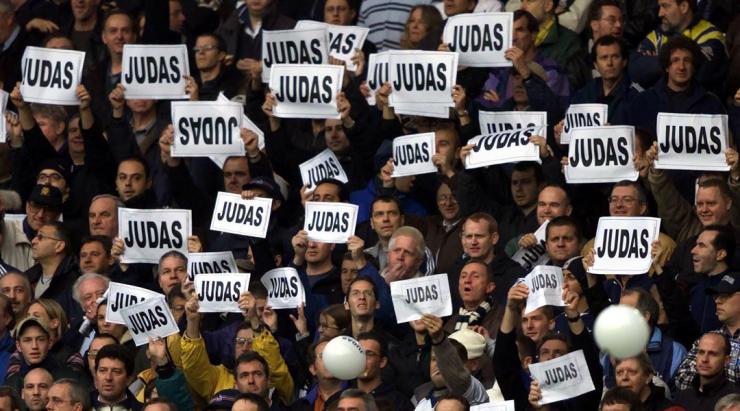 Top 10 Premier League Judases of the Modern Era - EssentiallySports