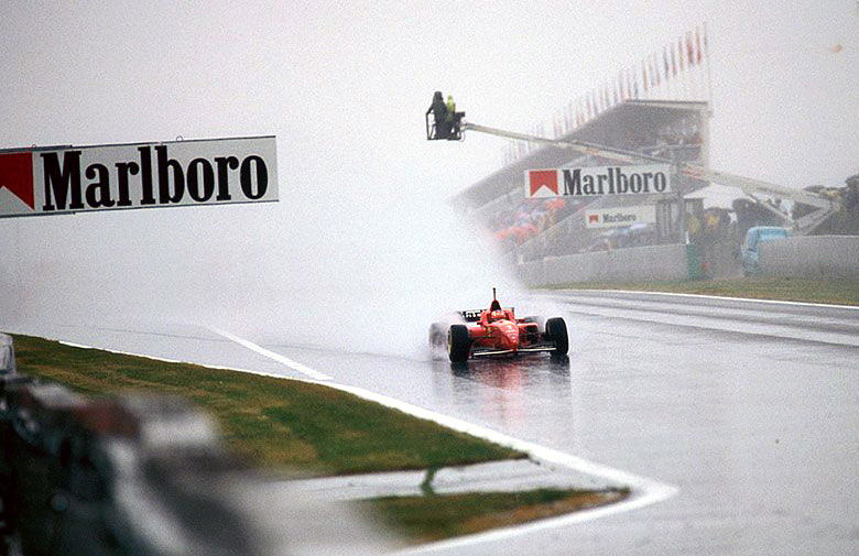 8 of Formula One's Finest Wet Weather Drives - EssentiallySports