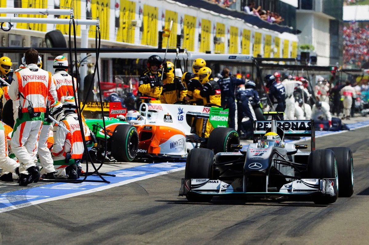 Formula 1: A Look at Some Memorable Pit Lane Incidents - EssentiallySports