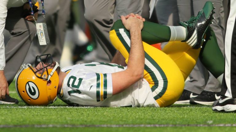 Latest On Sport News: Aaron Rodgers Suffers Minor Injury Scare During ...