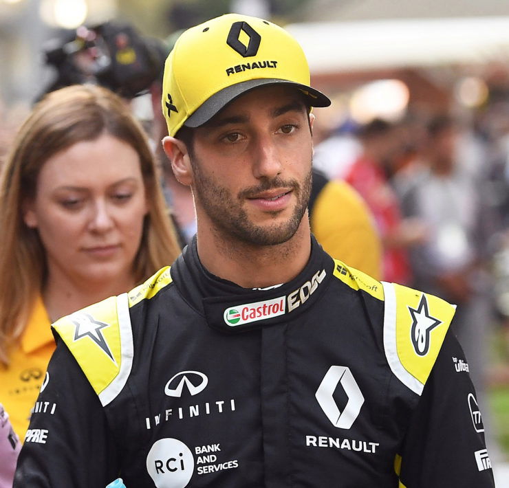 Daniel Ricciardo: Salary, Bonuses and Benefits for 2019's Renault F1 ...