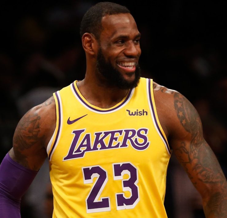 BREAKING: Los Angeles Lakers Sign JR Smith to Replace Avery Bradley ...