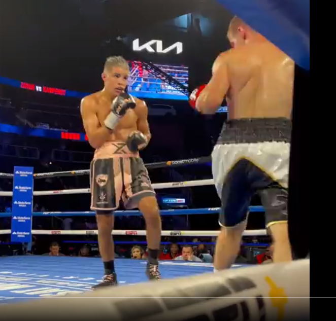 Xander Zayas Outclasses Veteran Dan Karpency to Continue His Unbeaten ...