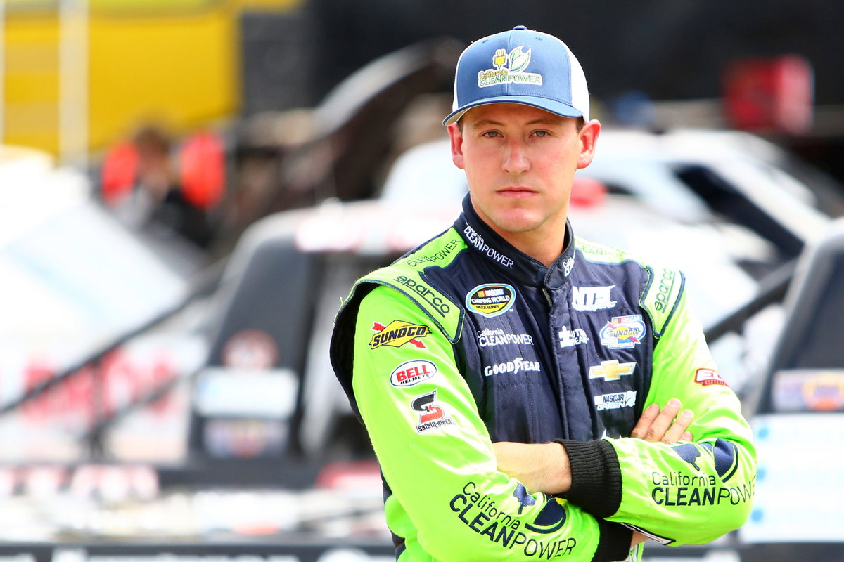 Kaulig Racing Announces Return of Cirkul for Daniel Hemric in the 2024 ...