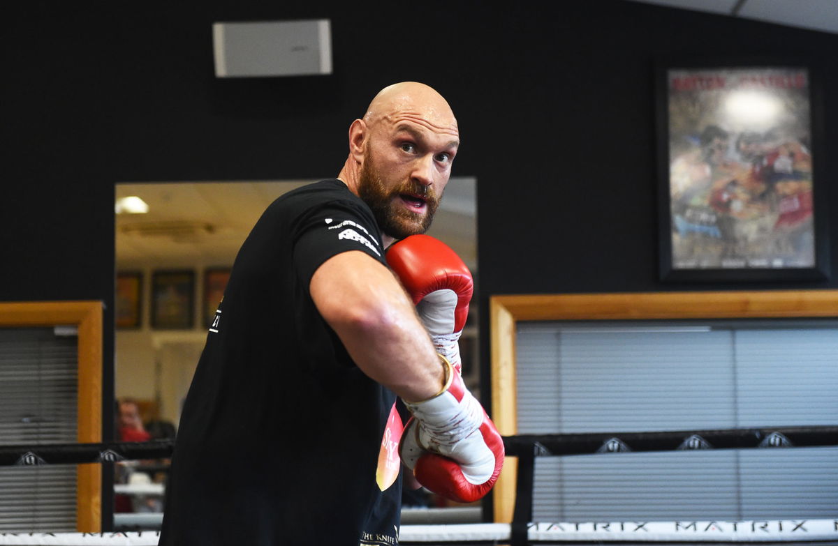 “That’s the Big Show”: Fans in Splits as Tyson Fury Getting Knocked ...