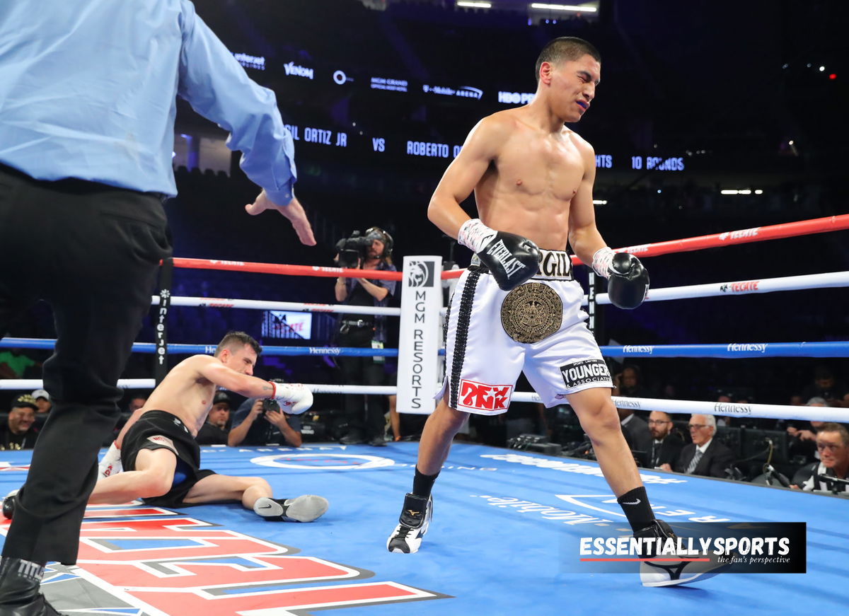 “Ultra-Quick Stoppage by Tony Weeks”: Pros Reacts to ‘Worst’ Referee ...