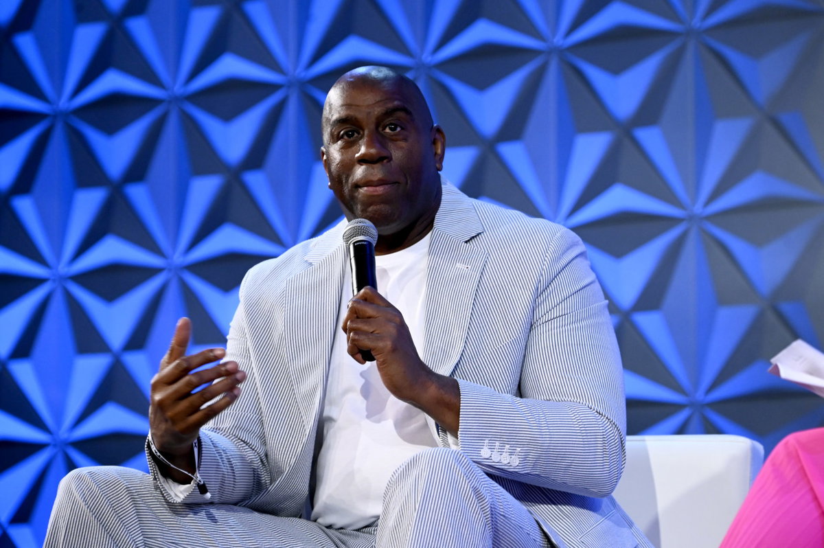 “I Was Scared to Death”: Magic Johnson’s Height as a Teenager Made Him ...