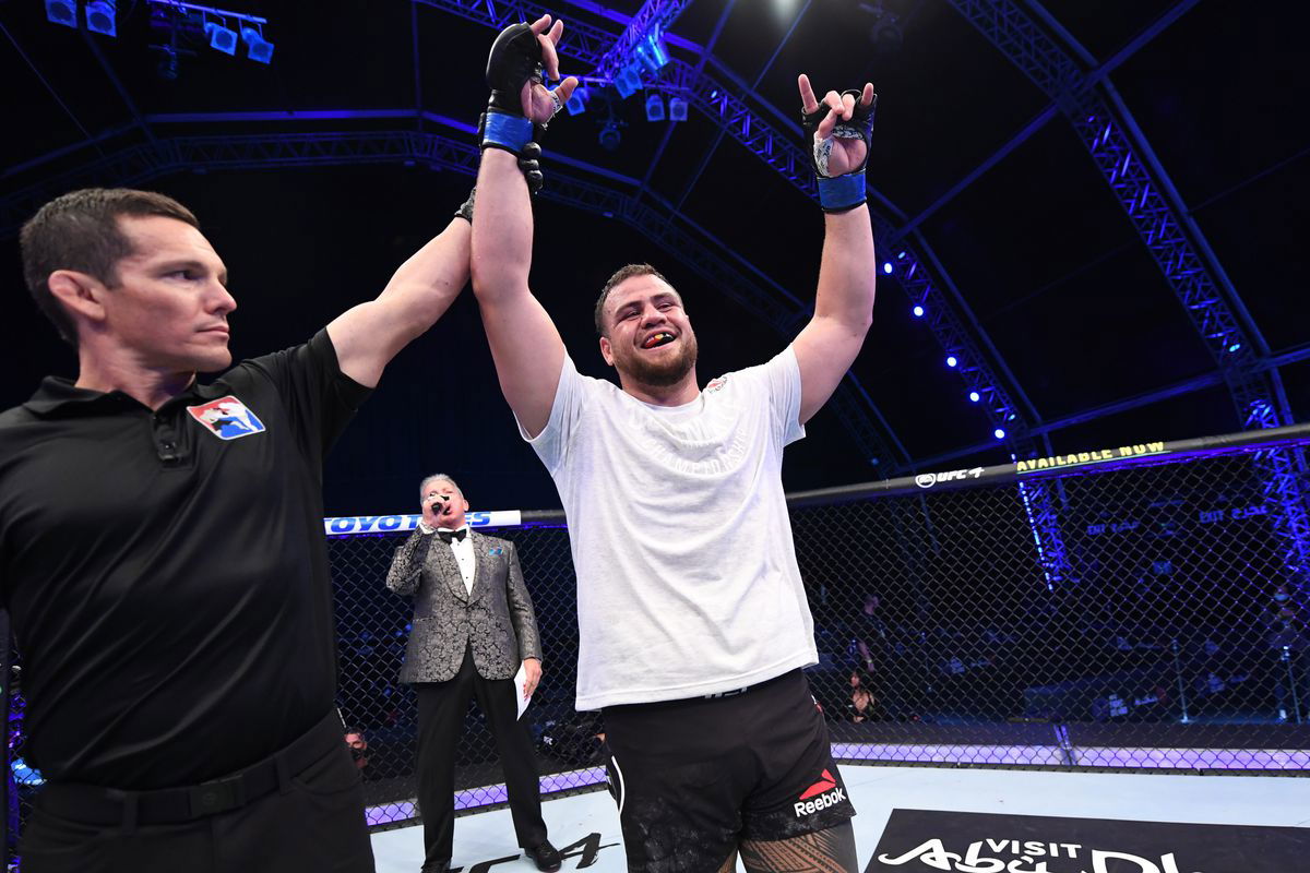 WOW! Insane 48 Second TKO by 'Bam Bam' Tai Tuivasa Shuts the Lights Out ...