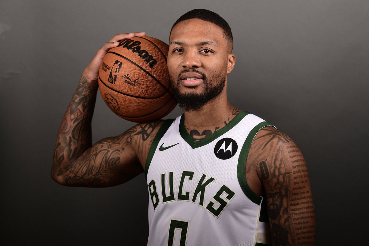 “Story That’s Not Mine to Tell”: Damian Lillard Drops Cryptic Response ...
