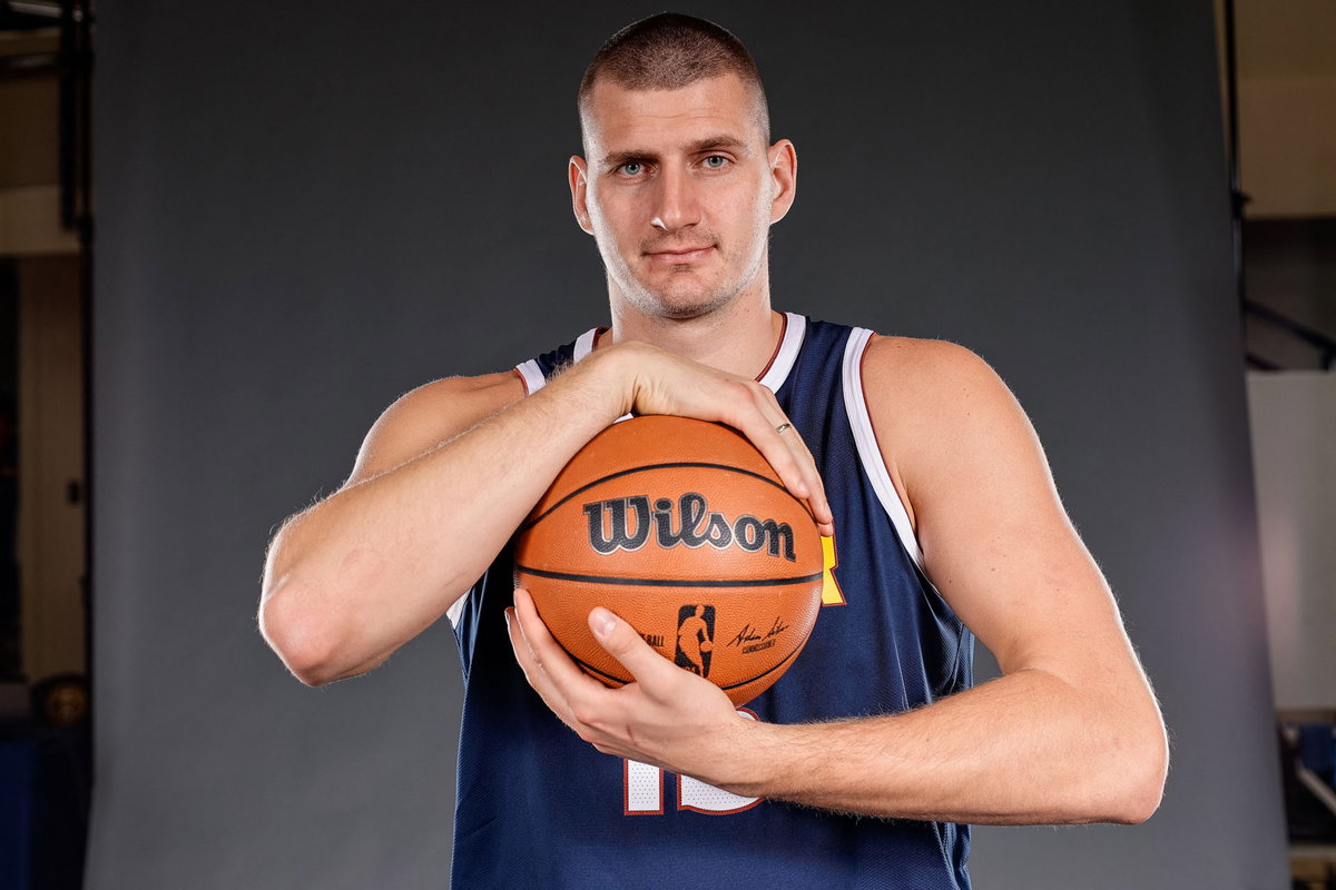 Lakers Fans Claim THIS 6’10 Center Could Stop the Nikola Jokic Horror ...