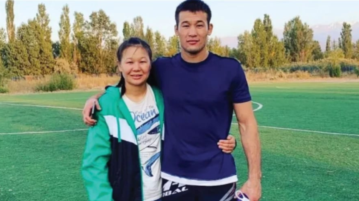 Will Dana White & the UFC Sign Shavkat Rakhmonov’s Sister Sora ...