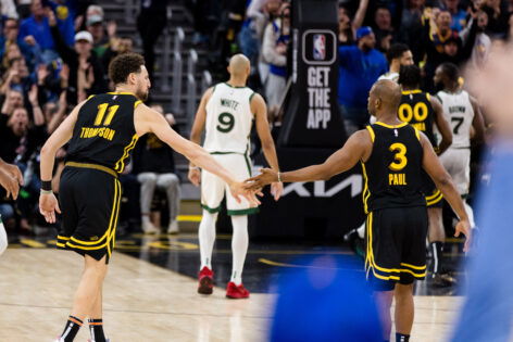 Flipping off Klay Thompson During a Game, Chris Paul Sends Dub Nation ...