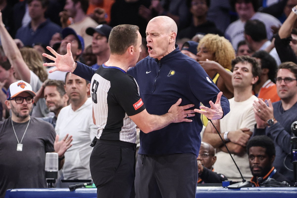 Joining Reggie Miller's Refereeing Theory At MSG, Furious Pacers Coach ...