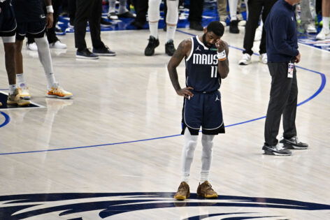 Why Do Boston Celtics Fans Hate Kyrie Irving? Every Detail on 32YO Mavs ...