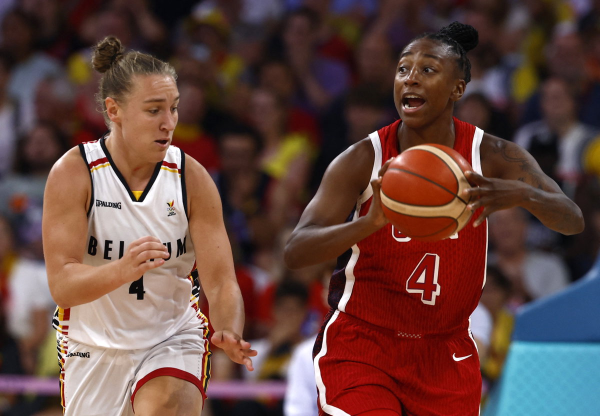After Scoring Just 10 Points in Two Games, Jewell Loyd Details Her ...