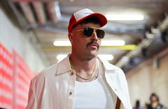 Latest Philadelphian Eagles News | EssentiallySports