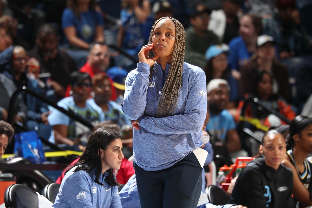Furious Teresa Weatherspoon Quits Postgame Presser Abruptly, Slamming ...