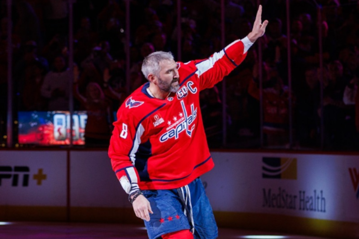 Post-Alex Ovechkin Ceremony, Capitals Coach Gets Honest About Playoffs ...
