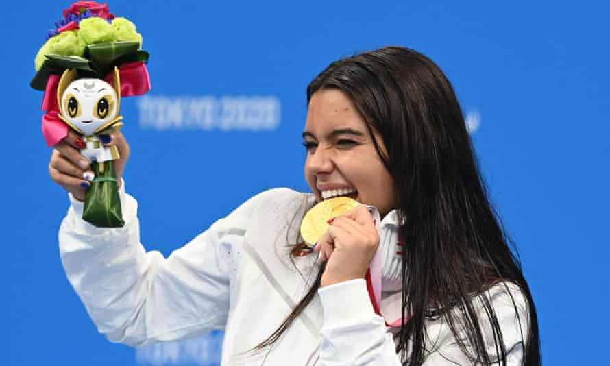 NEW WORLD RECORD! US Swimmer Anastasia Pagonis Shatters World Record to ...