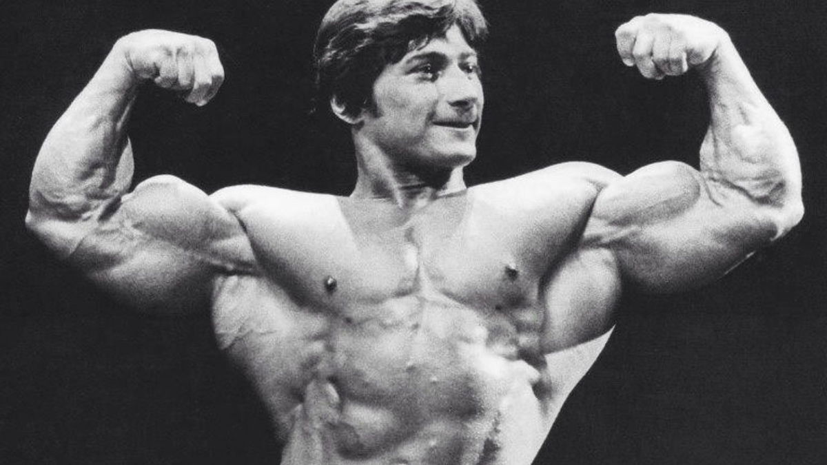 “Old School Can’t Be Beaten”: Resurfaced Video of “The Giant Killer ...