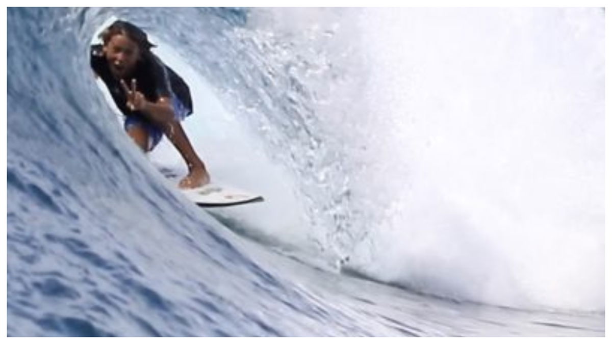 “Keep That Fire Burning”: Fans Watch in Awe as 17-Year-Old Boy Surfs a ...