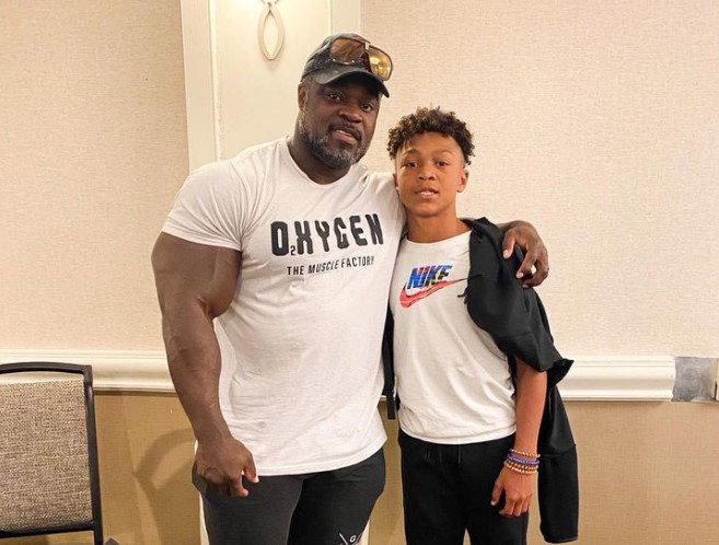 “He’s Waited Until Now to Pick Up the Iron”: Brandon Curry Flaunts His ...
