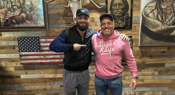 “Why Is Joe Rogan Getting Shorter by the Year”: Fans Have a Field Day ...