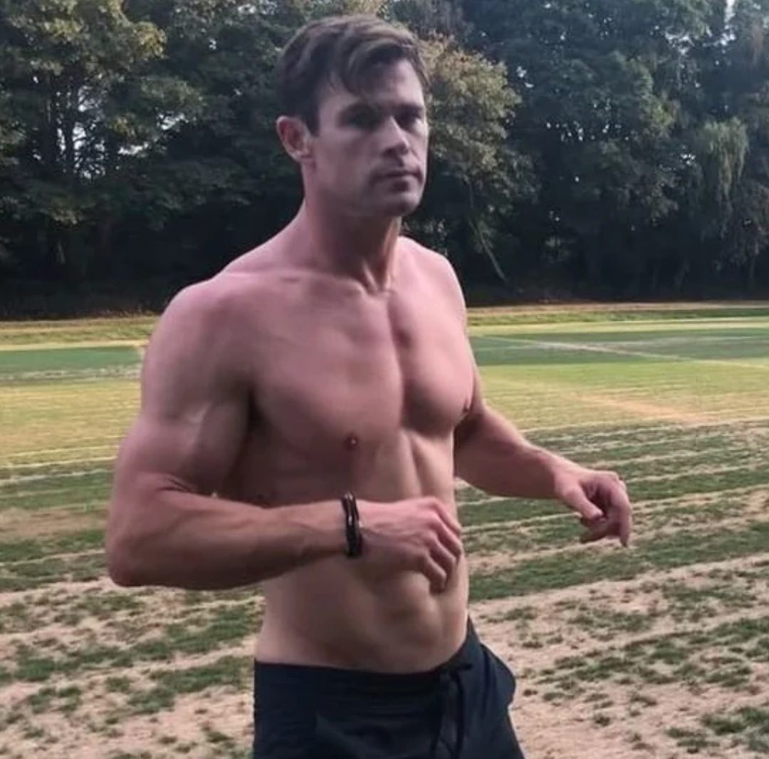 Chris Hemsworth Muscle 2024 The Remarkable Efforts Of Chris Hemsworth
