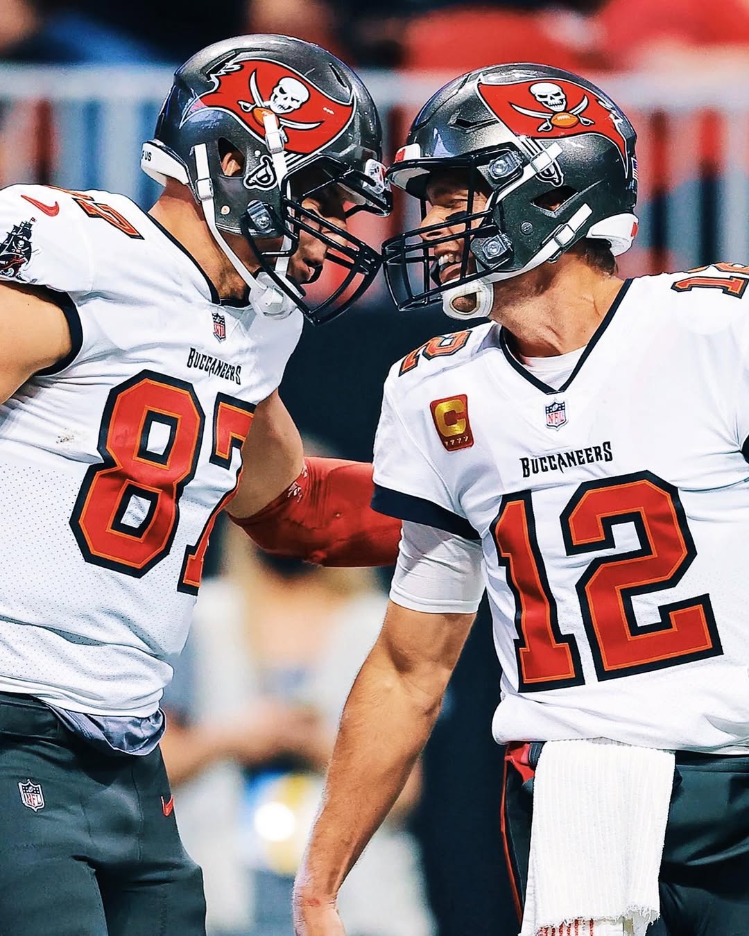 Rob Gronkowski Drops Exact Amount Tom Brady Helped Him Make in Contract ...