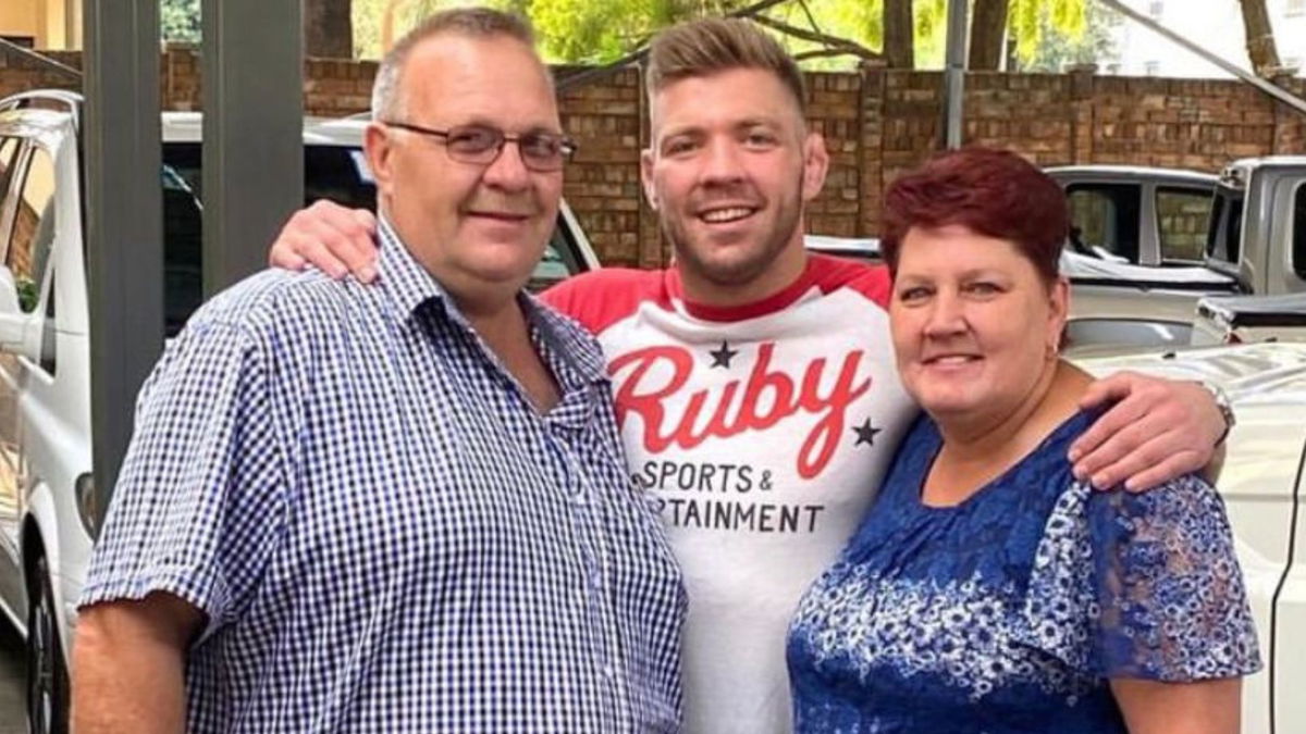 Dricus Du Plessis’ Parents and Ethnicity: Is He African? Understanding ...