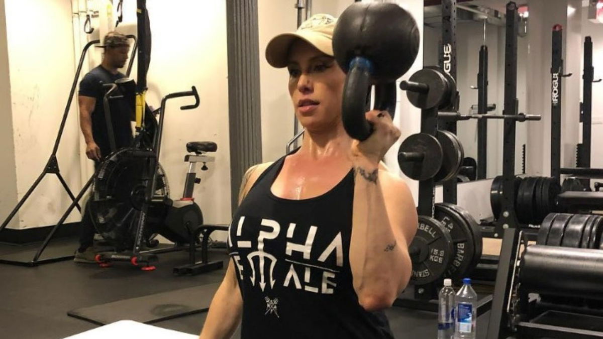 “Most Important Task”: Fitness Expert Share the Muscle Growth Lie That ...