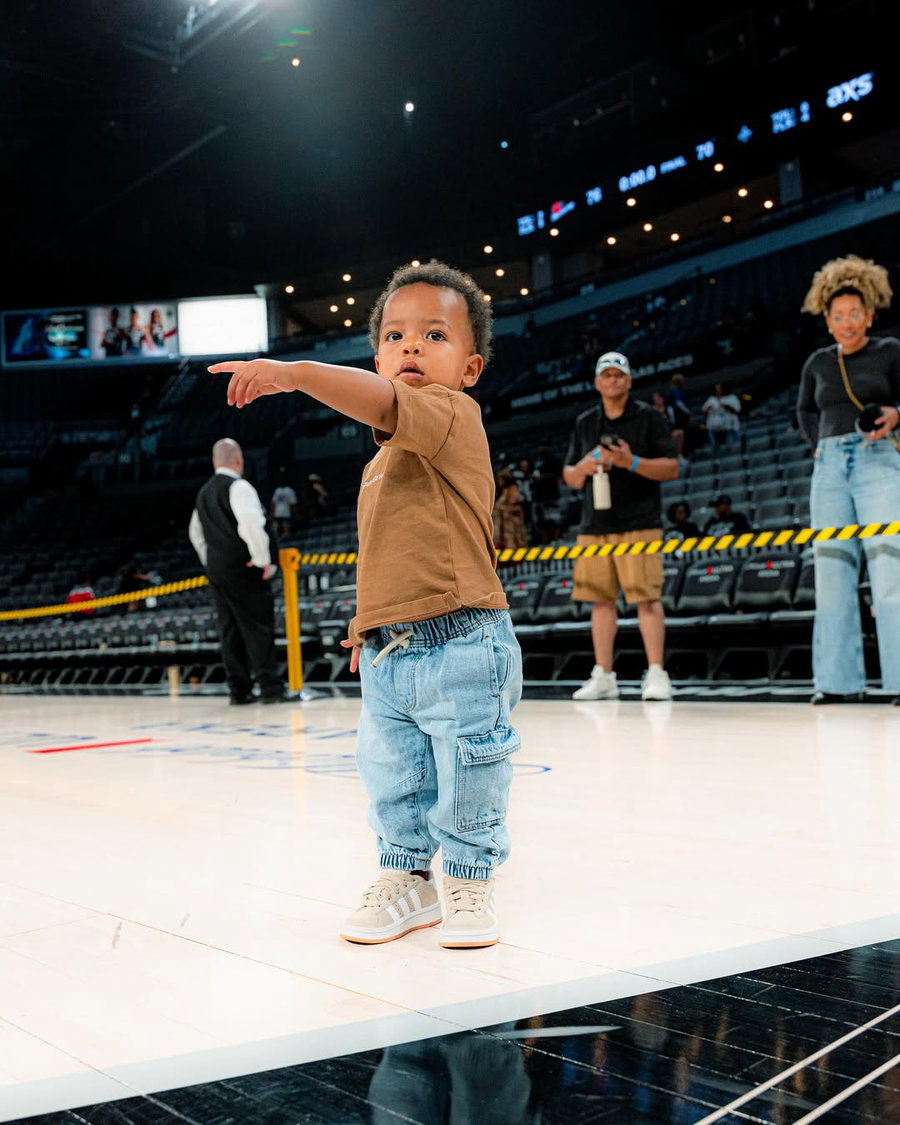 Does Chelsea Gray Have Kids? Everything to Know About the Aces Star's ...