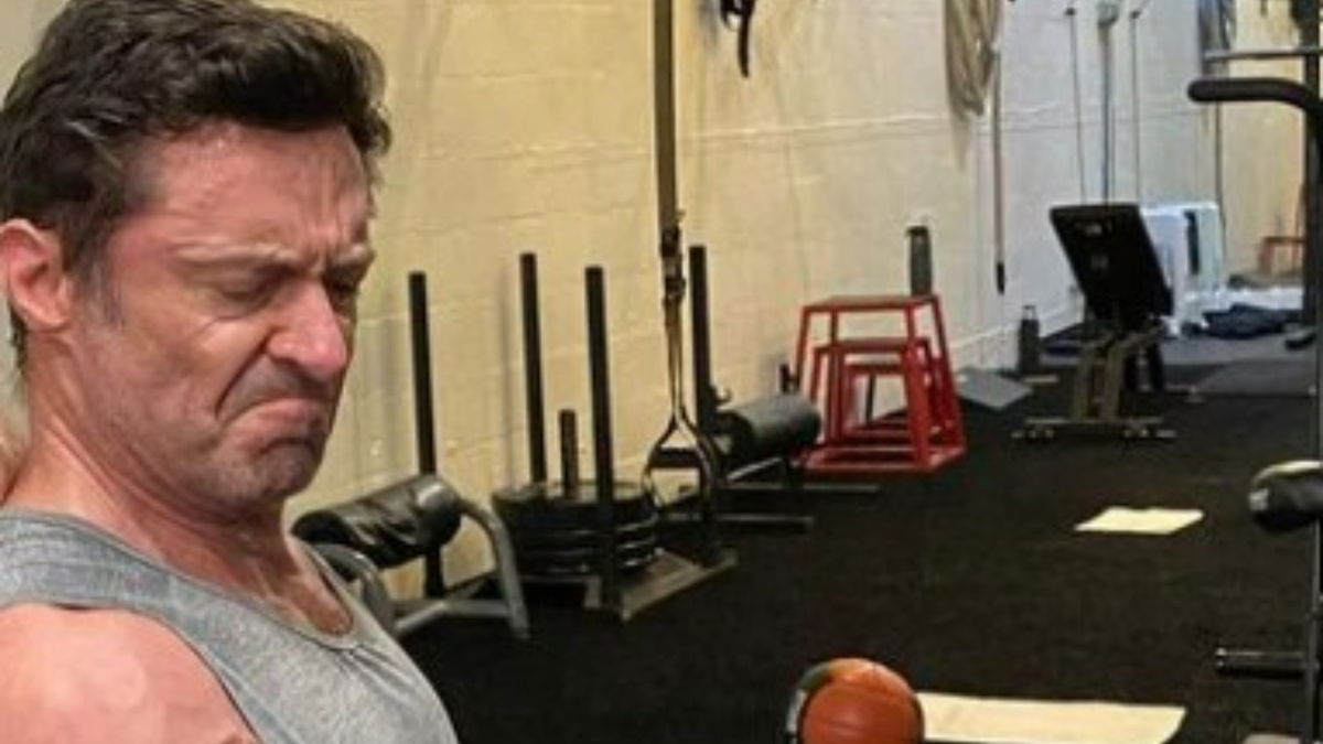 “He Is Definitely on Gear”: Aged 54, Hugh Jackman’s Training Regimen ...