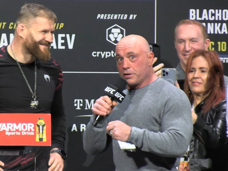 Joe Rogan’s Bold 5-Word Remark on Russia During UFC 282 Weigh-Ins Goes ...