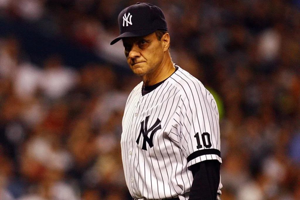 Legendary Yankees Skipper Helps Aaron Boone in Spring Training, Guides ...