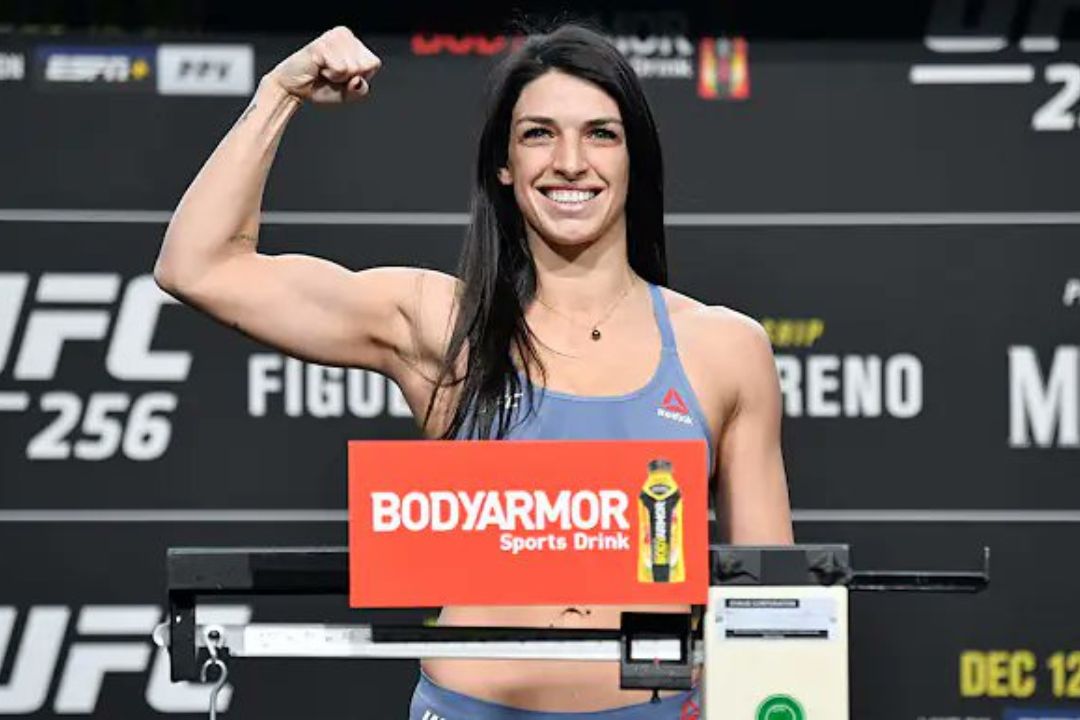 Mackenzie Dern Archives - EssentiallySports