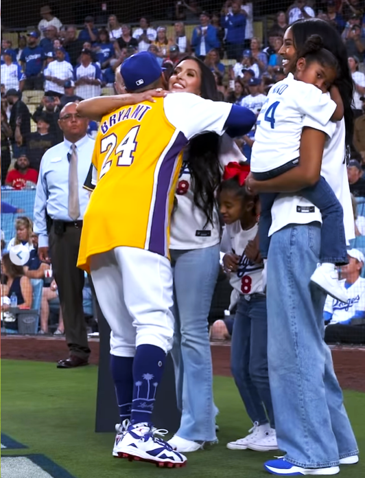 WATCH: Mookie Betts’ Emotional Moment With Kobe Bryant’s Daughter and ...