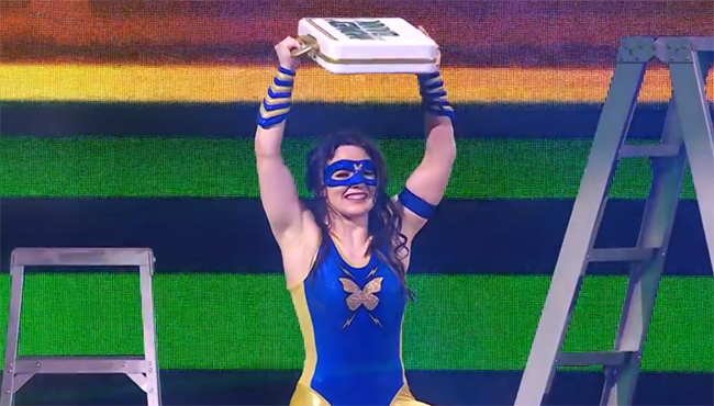 Fans Reacts to the Shocking Ending to Women’s Money in the Bank Ladders ...