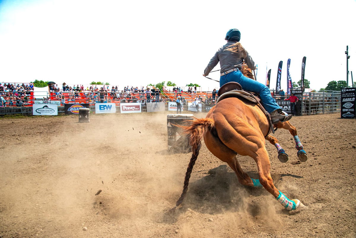 Video: Rodeo World’s Biggest Turnaround from Mishap - EssentiallySports