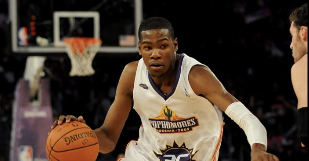 Kevin Durant Was Left With a Sly Smile and a ‘Cheap’ Trophy Leaving 2x ...