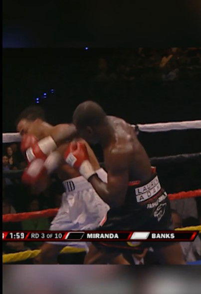 “The Ref Still Doing a Count Out While This Man Body Half Way Out the ...