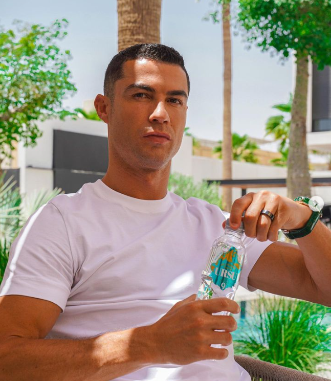 Soccer Star Cristiano Ronaldo Gathers Gamers to the World’s Largest ...