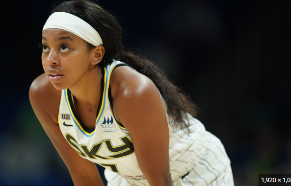 Off-Court Blues Unite 31YO Mystics Guard With Lexie Brown Following ...