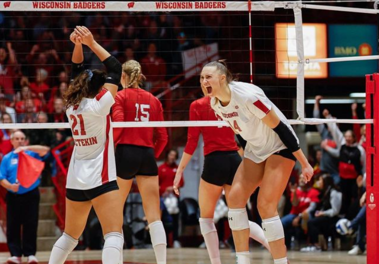 Daughter of Michael Jordan's Teammate Earns All-American Status with ...