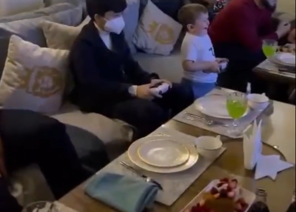 VIDEO: Hasbulla Submits a Child in a UFC Video Game Accompanied by a ...