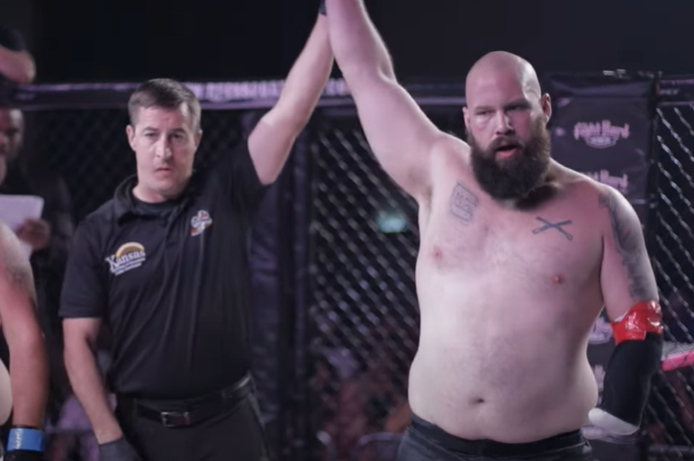 WATCH: One-Armed Military Veteran Turned MMA Fighter Secures ...