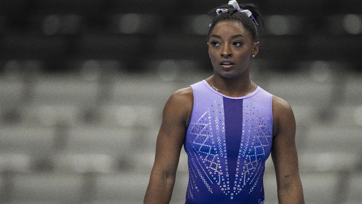 “Can’t Do It Anymore”: In Absence of Jonathan Owens, Simone Biles Faces ...